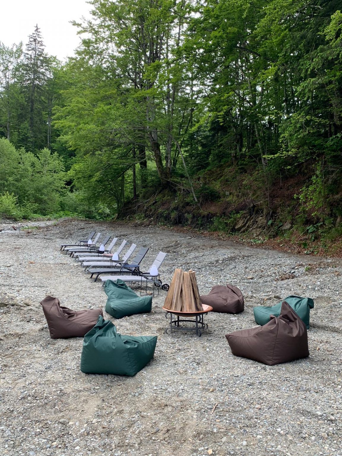 AM DESCOPERIT VALEA AVRIGULUI ȘI ANNA CHARISMA CHALET | ANDRA ILIAȘ